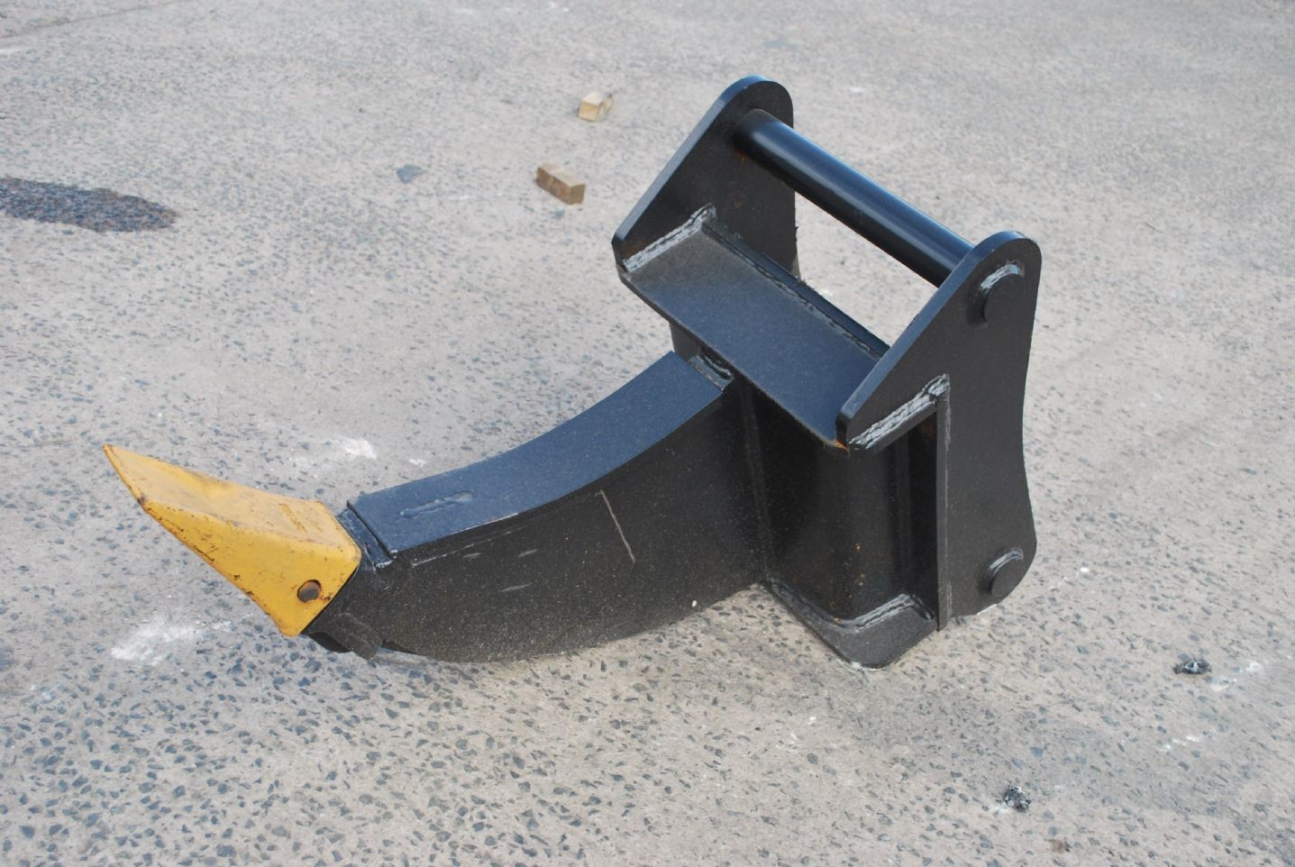 Heavy Duty Excavator Ripper Attachment Q345B NM400 HARDOX Single Tooth Type